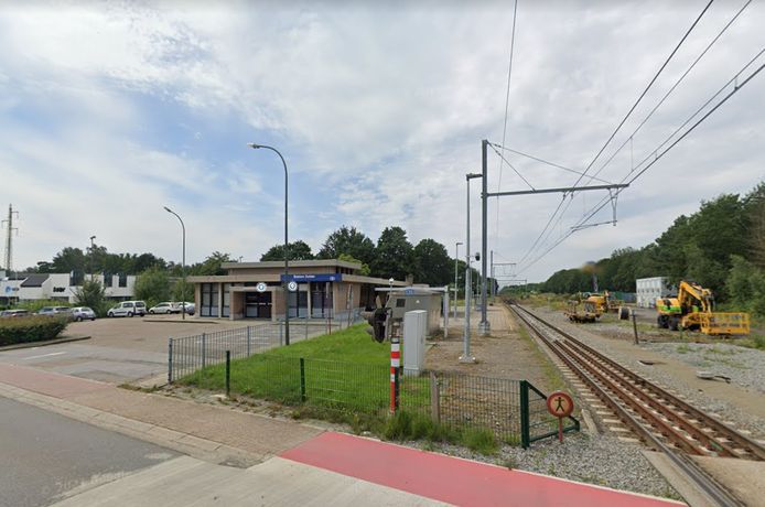 Camera houdt vandalen weg uit station Zolder: “Aanzienlijk veiliger ...