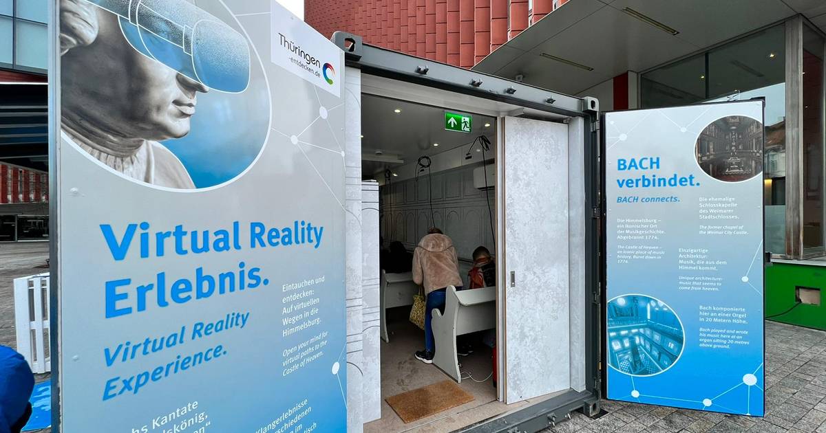 Virtual Reality-container voor het Concertgebouw flitst je terug naar ...
