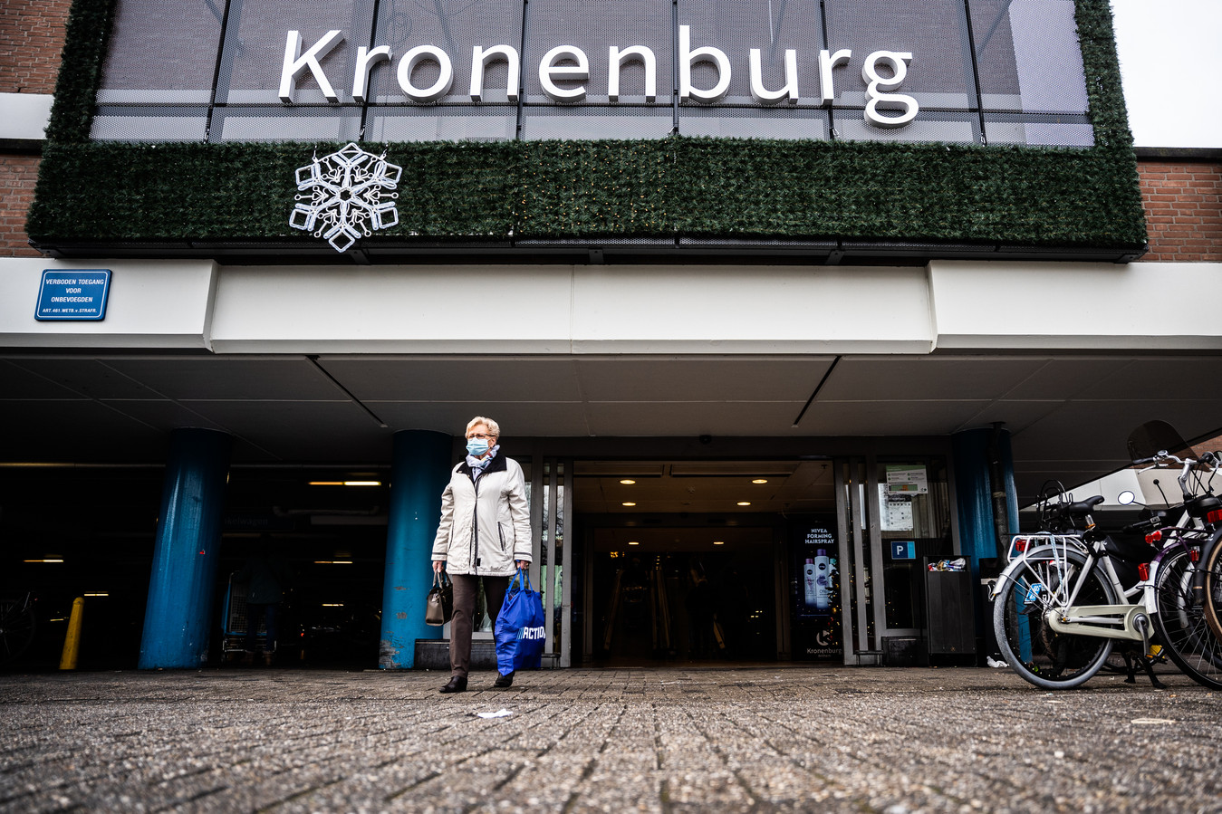 Winkels Kronenburg bezorgen kerstcadeaus in Arnhem, Elst, Huissen en ...