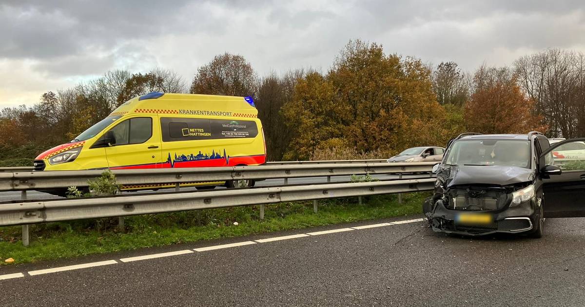 Flinke file op A59 door ongeluk bij Raamsdonk | Waalwijk | AD.nl