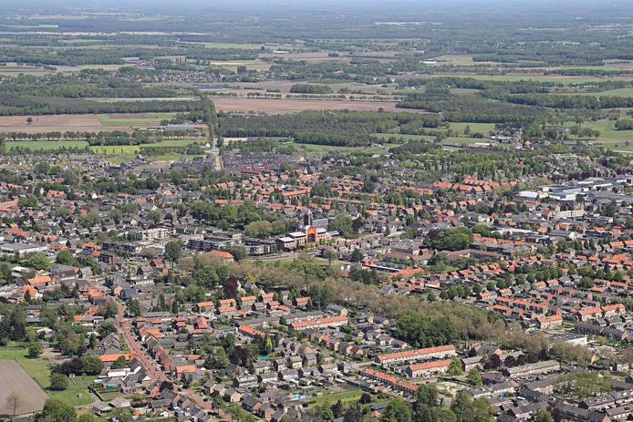 Vergunning nodig in Reusel-De Mierden? Aansluiten in de rij | Kempen ...