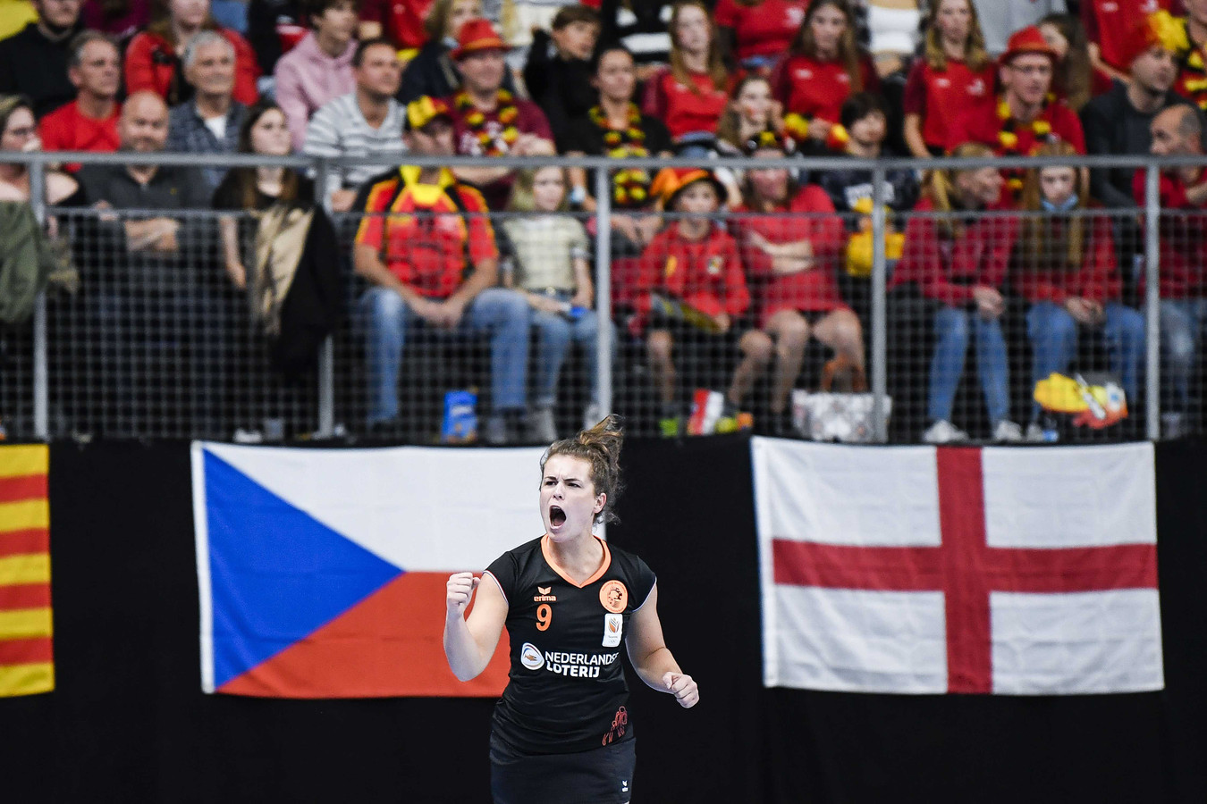 Spelers van Fortuna schieten Nederland naar de Europese korfbaltitel ...