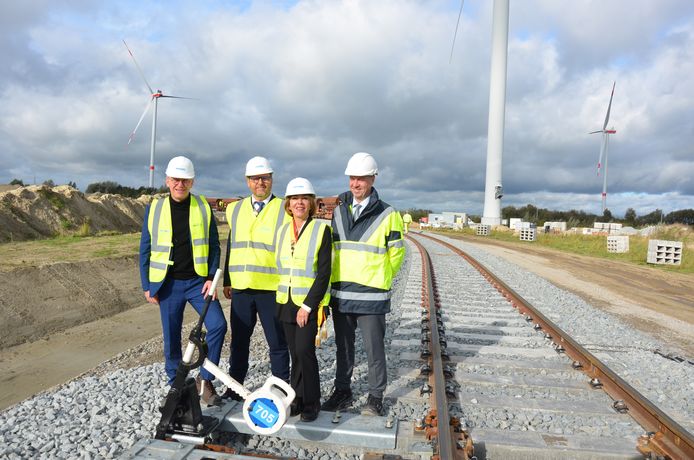 Ringspoor Kluizendok bijna klaar: “Cruciale schakel in Gentse haven ...