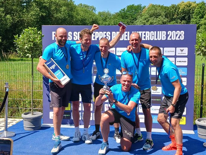 Padelploeg uit Lier behaalt titel Vlaams Kampioen | Lier | hln.be