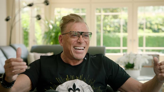 Pat Krimson nam ‘Paranoid in Moscow’ op tijdens LSD-trip: “Na een uur ...