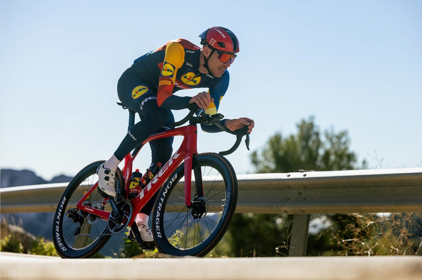 Tim Declercq snuift bij Lidl-Trek nieuwe lucht op: “Na die tik op mijn ...