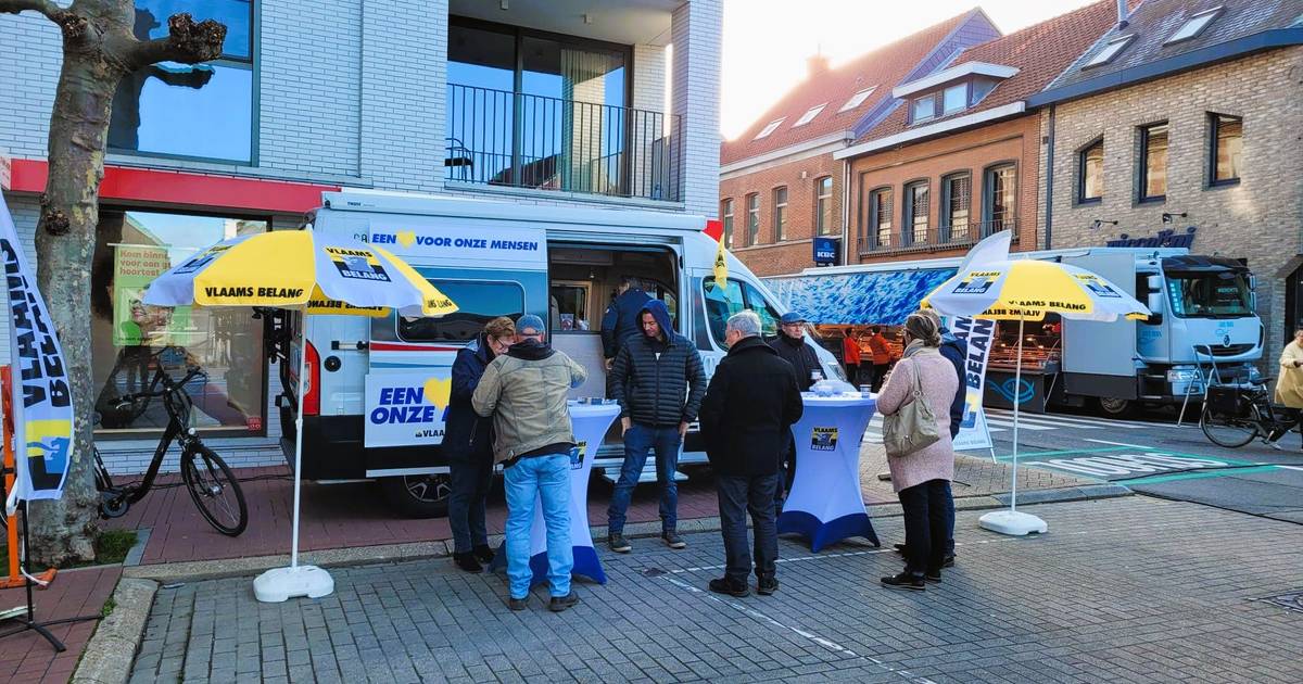 Dries Van Langenhove zamelde met Vlaams Belang geld in tijdens ...