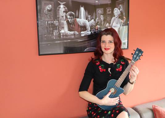 Mandy Storm uit Goes brengt derde single uit, met Elvis Presley als ...