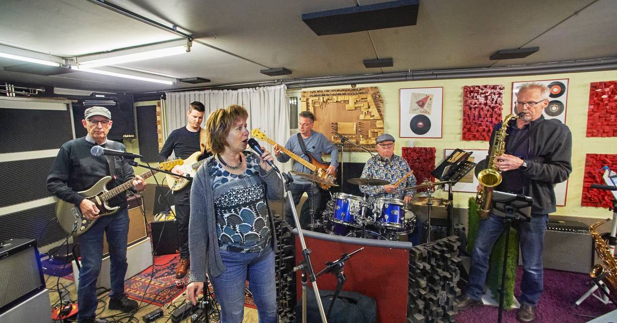 Berghemse Basement Blouse Band kan eindelijk weer het podium op, in ...