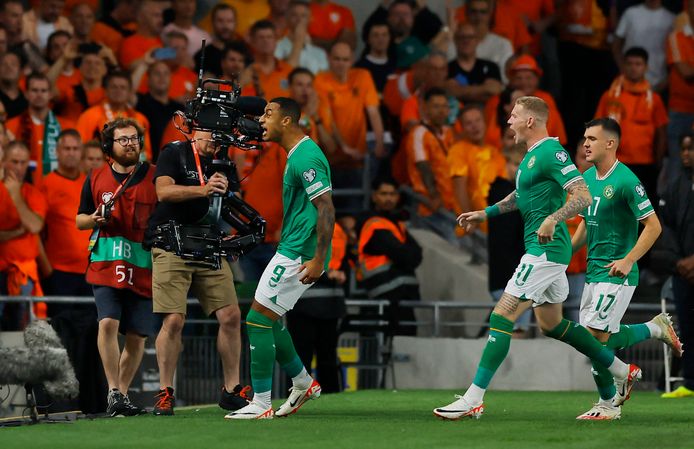 Met de hakken over de sloot: Nederland zet Ierland opzij, maar heeft ...