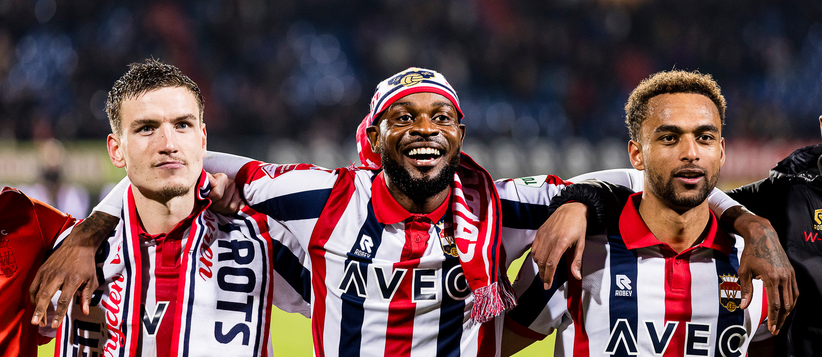 Willem II deelt ‘uppercut’ uit in meeslepende topper, maar trainer Maes ...