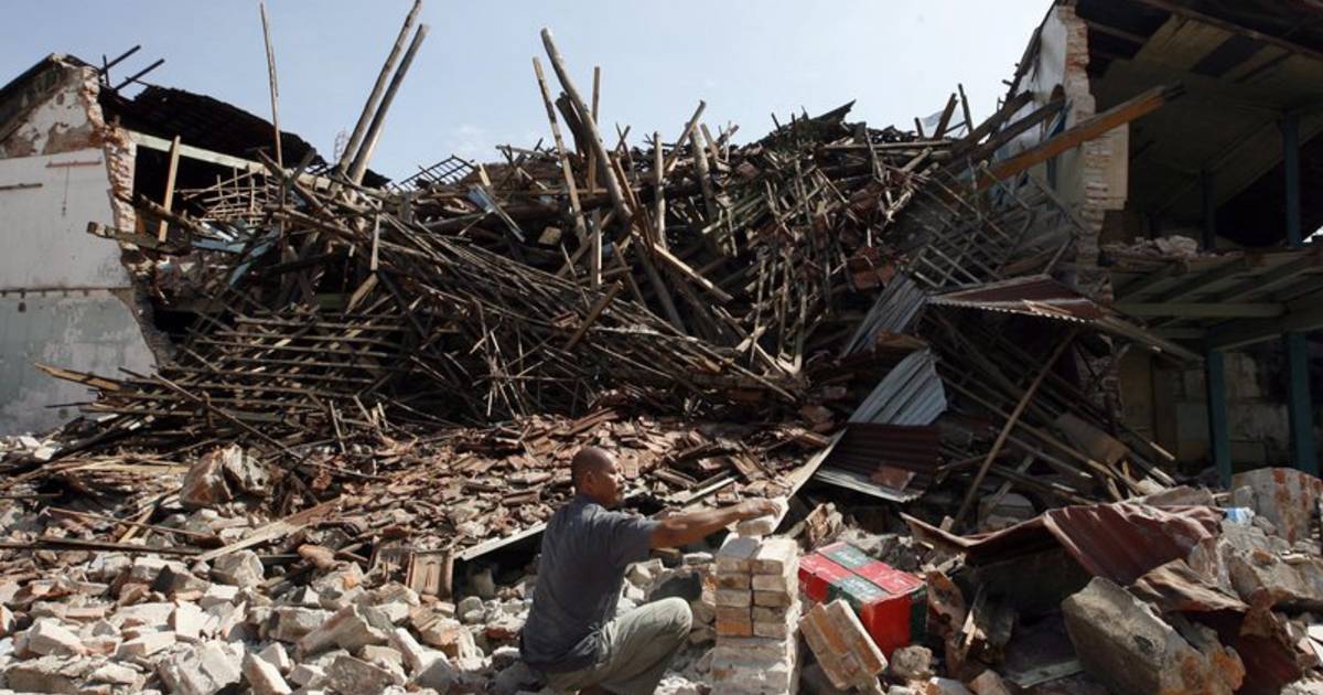 Zware zeebeving bij Indonesisch eiland | Weernieuws | hln.be