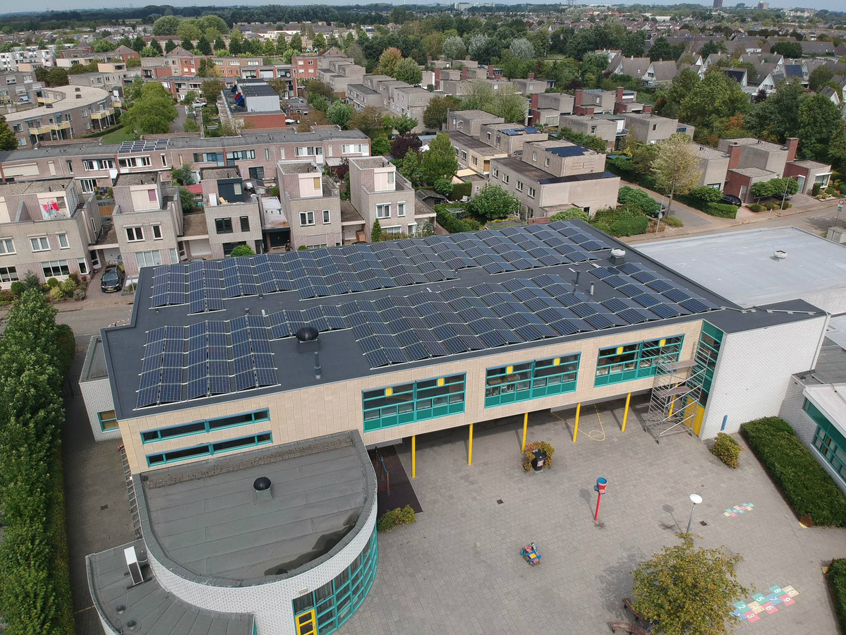 Wingerd haalt als eerste in Roosendaal alle energie van schooldak ...