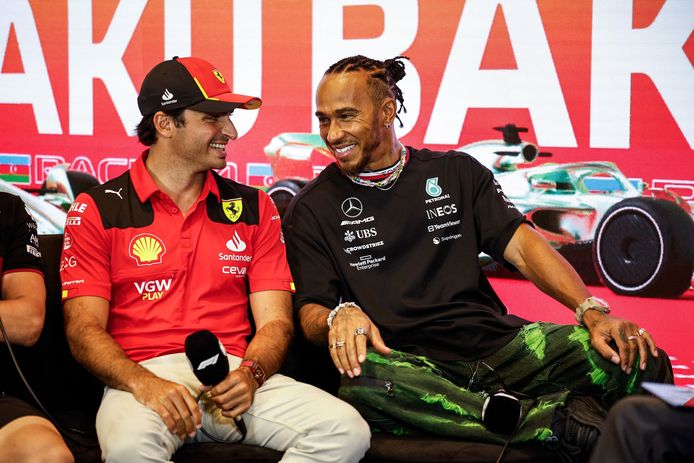 Stunt in de Formule 1 is een feit: Lewis Hamilton verlaat Mercedes en rijdt vanaf 2025 voor ...