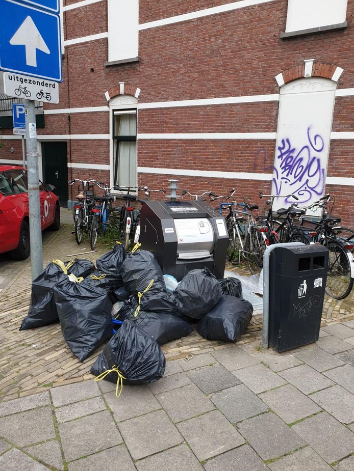 Utrecht stopt met pasjessysteem voor ondergrondse afvalcontainers ...