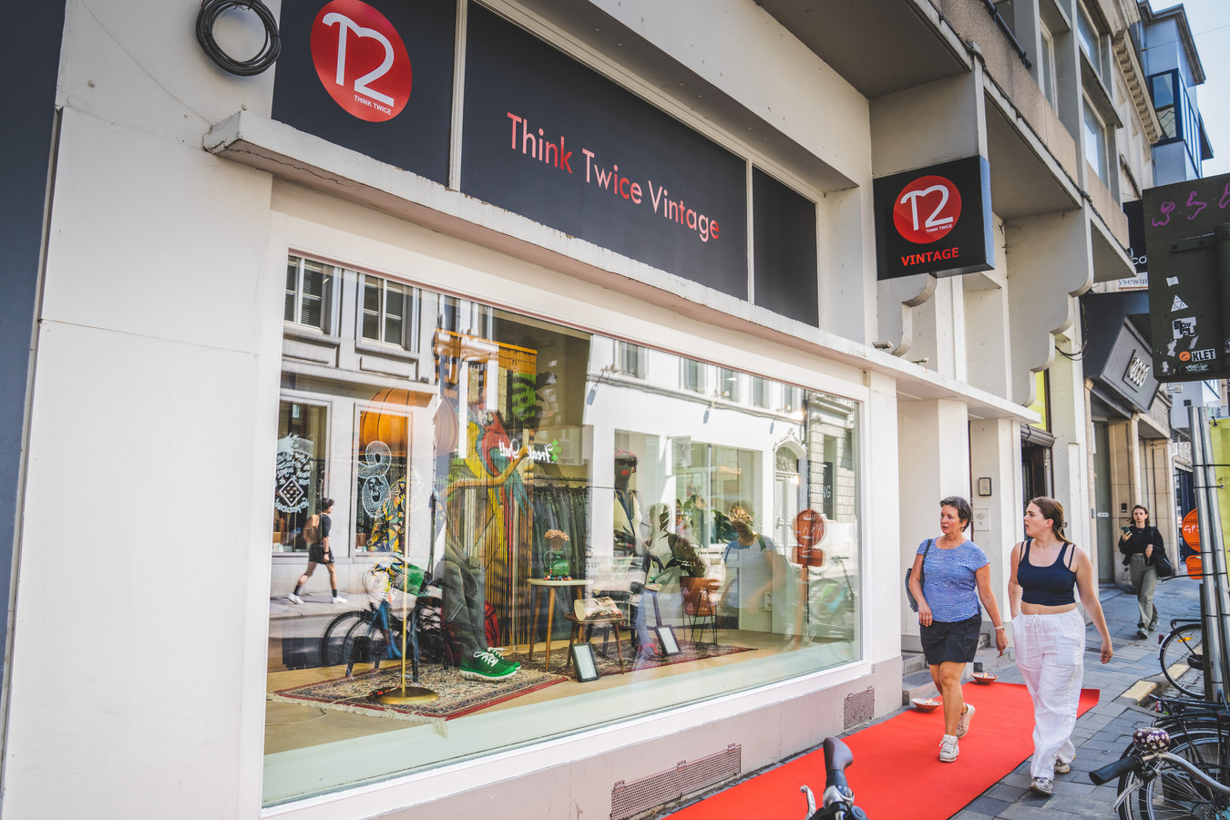 Vierde winkel voor tweedehandsketen Think Twice in Gent | Foto | hln.be