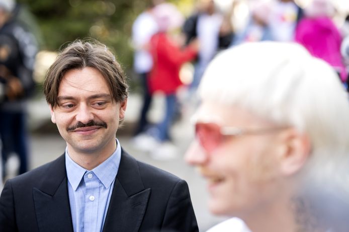 Gover Meit noemt songfestival in Malmö een zware periode: ‘Ontzettend ...