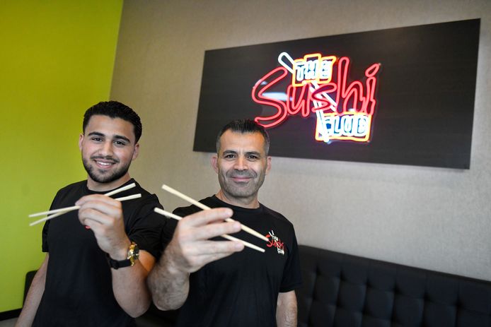 Vader en zoon openen nieuwe sushizaak in Enschede | Enschede | tubantia.nl