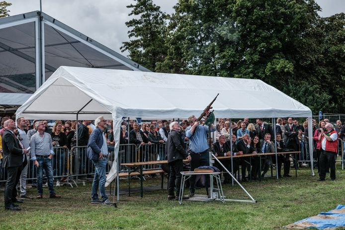 Groessen verwelkomt na drie jaar nieuw koningspaar | Duiven ...