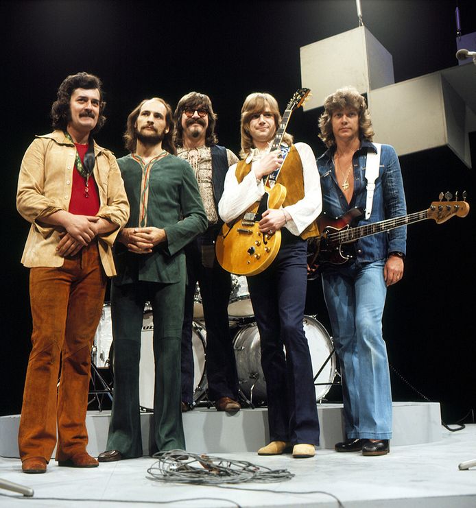 Moody Blues-drummer en -oprichter Graeme Edge (80) overleden | Show | AD.nl