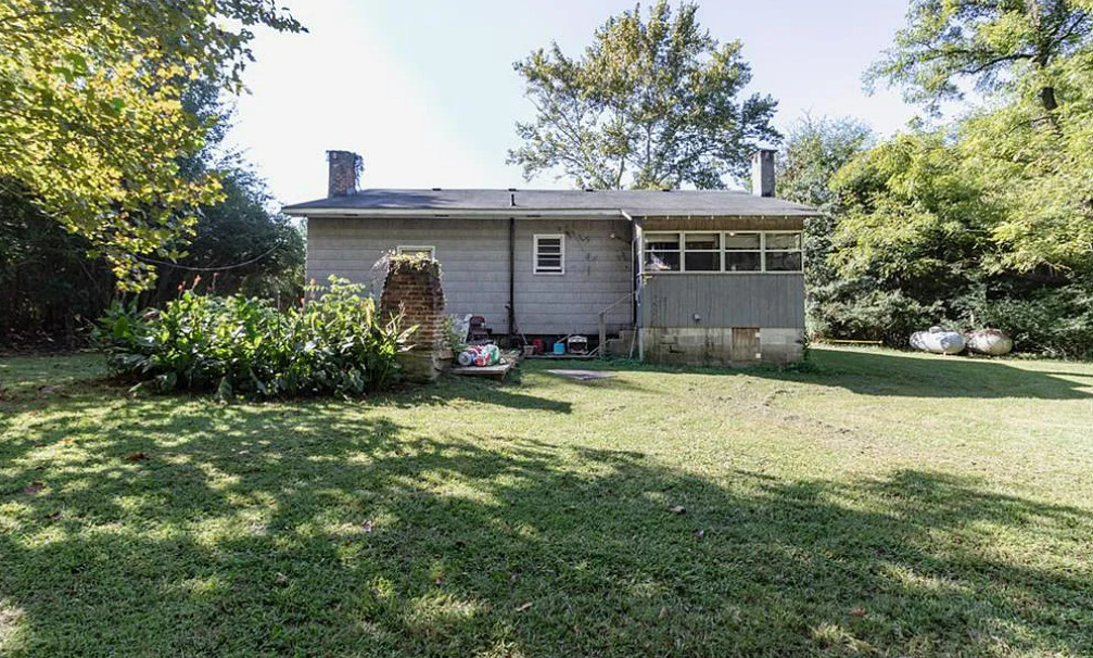 BINNENKIJKEN. Joyce Byers achterna: huis uit ‘Stranger Things’ staat te ...