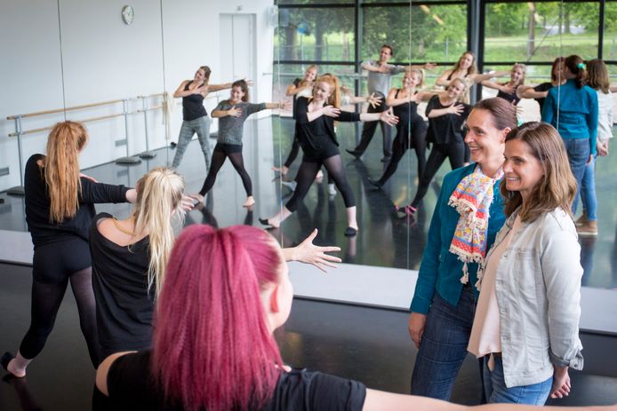 Studio-26 blij met Rhedense podiumregeling | Rheden | gelderlander.nl