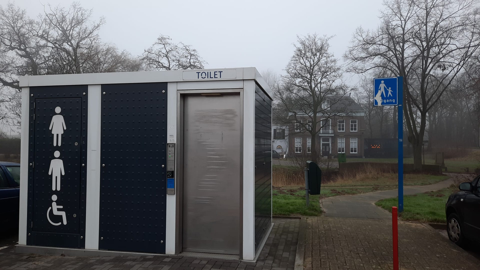 Geen stress meer bij hoge nood: Middelharnis krijgt openbaar toilet ...