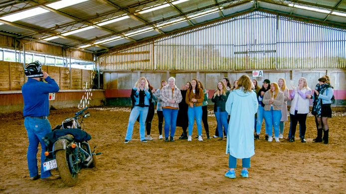 Maak kennis met de eerste lading boeren van ‘Boer zkt Vrouw: Blind Verliefd’ : “Dit kan day one ...