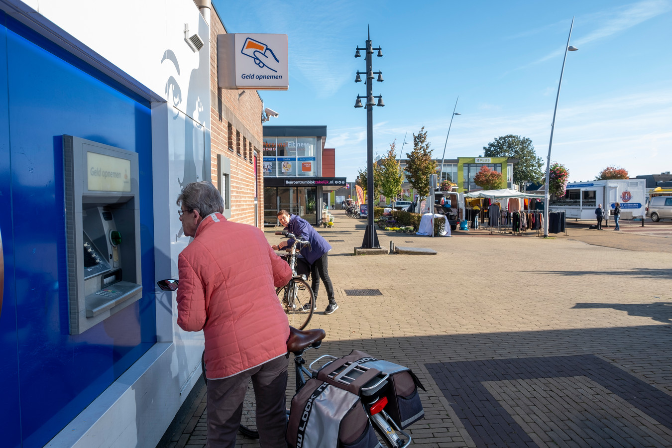 In heel Wezep is maar één geldautomaat (en daar kan je niet eens de ...