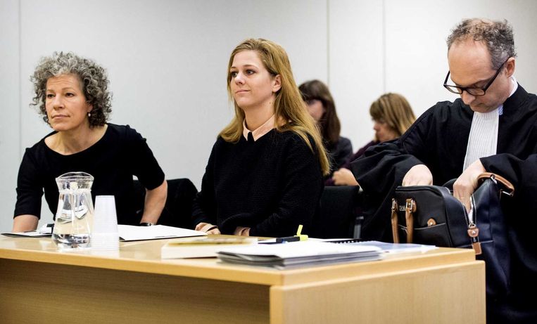 Boek Emma Curvers hoeft niet uit de schappen | De Volkskrant