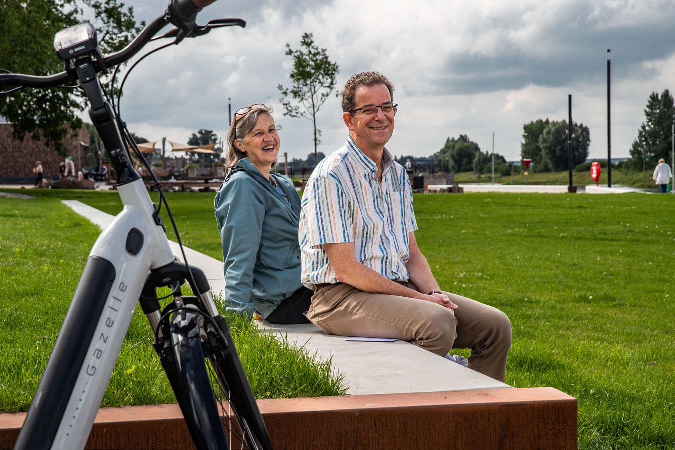 Zutphense IJsselkade eindelijk helemaal opgeknapt, bevalt dat? ‘Hier ...
