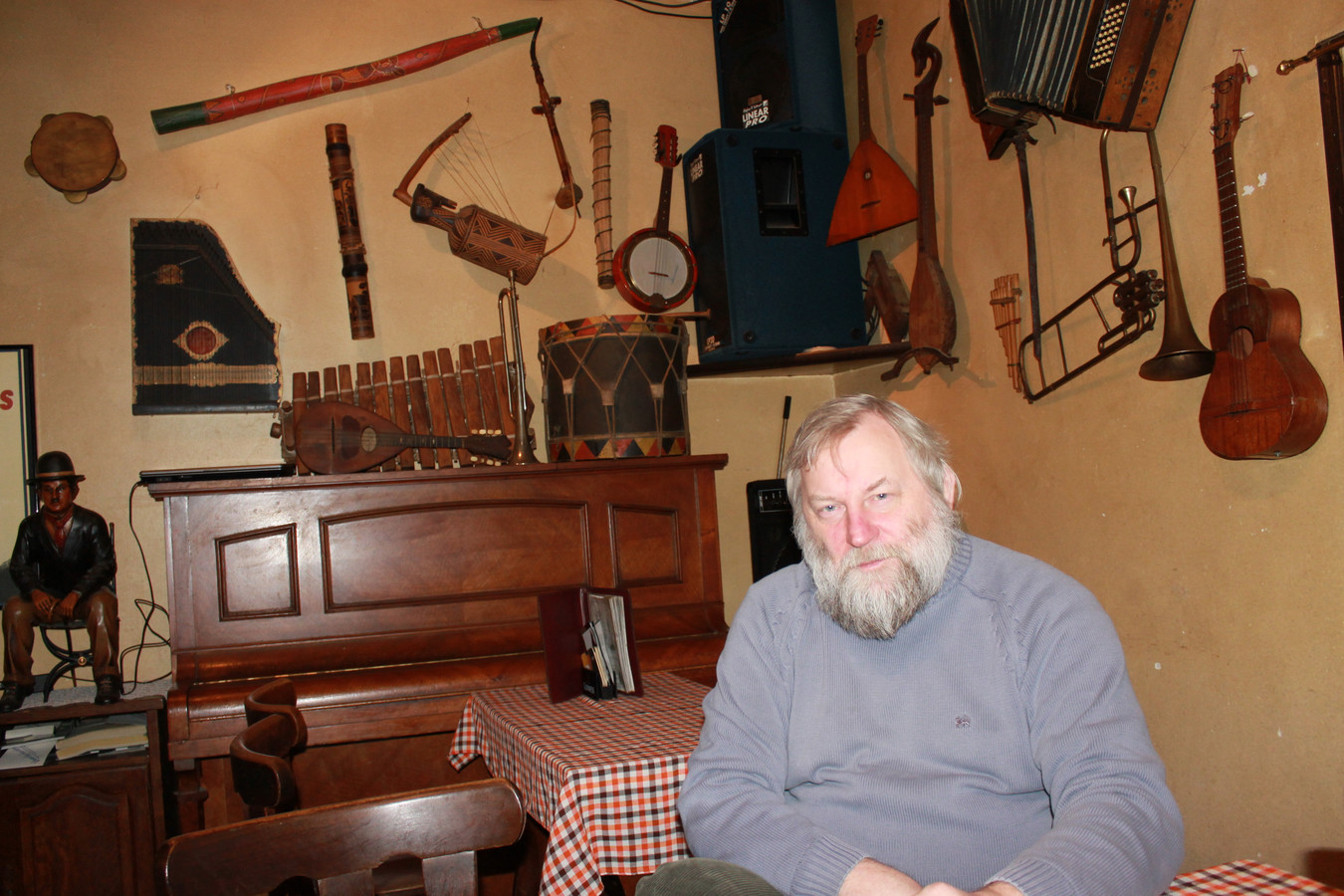 Jean-Pierre en Carine verkopen bekende kunstkroeg De Fagot: “Aan ...