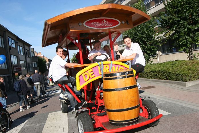 Een ritje met de bierfiets kan u vanaf nu een boete tot 500 euro ...