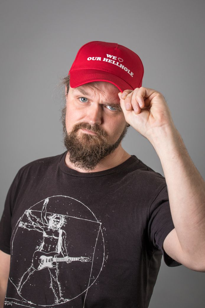 Stijn Van Der Stockt presenteert ‘Het Groot Dictee Heruitgevonden’ in ...