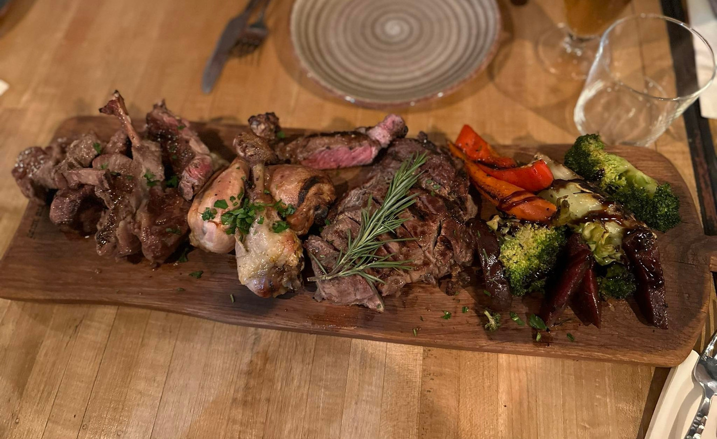 RESTOTIP. Bistro Illyrian zet met glans de Albanese keuken op de Gentse ...