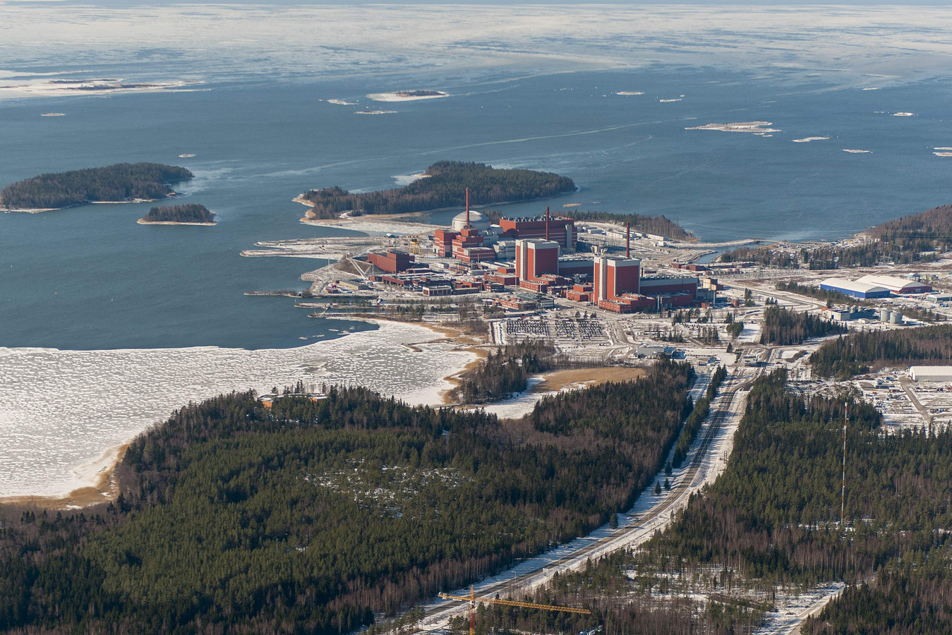 Finland neemt grootste kernreactor in gebruik in zelfde weekend dat ...