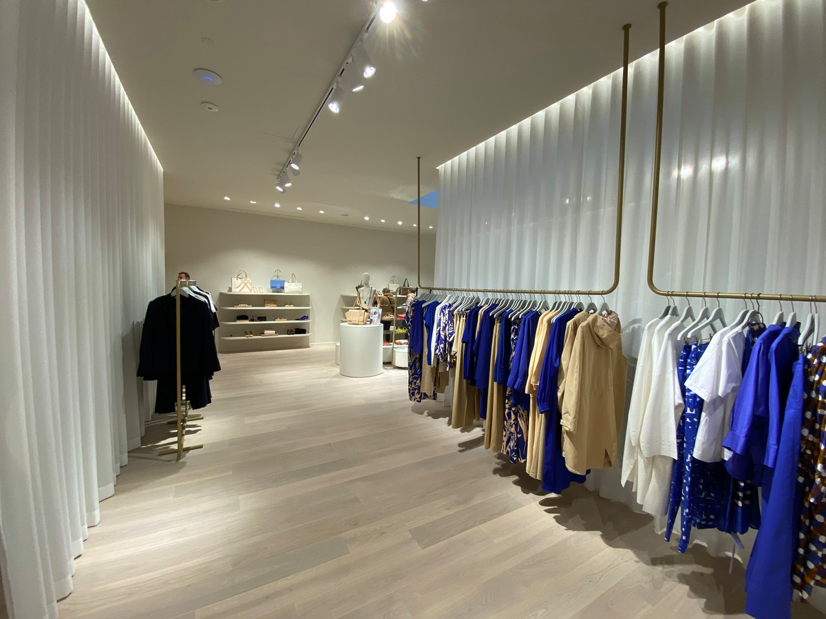 NET OPEN. Modelabel Xandres fuseert twee shops in Brugge tot één nieuwe ...