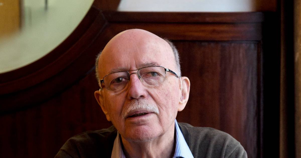 Utrechtse ‘kermisprofessor’ Gerrit Jansen (92) overleden: ‘Gewoon een ...