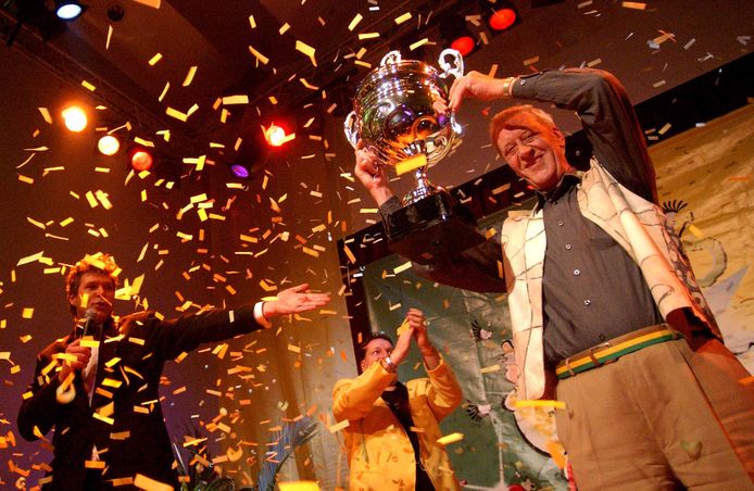 Rinus schreef liedjes over het echte leven: ‘Het leven van een muzikant ...