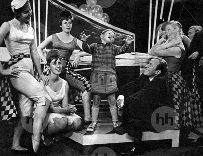 Biografie deel 1: André Hazes, een talent vanaf zijn prille jeugd ...