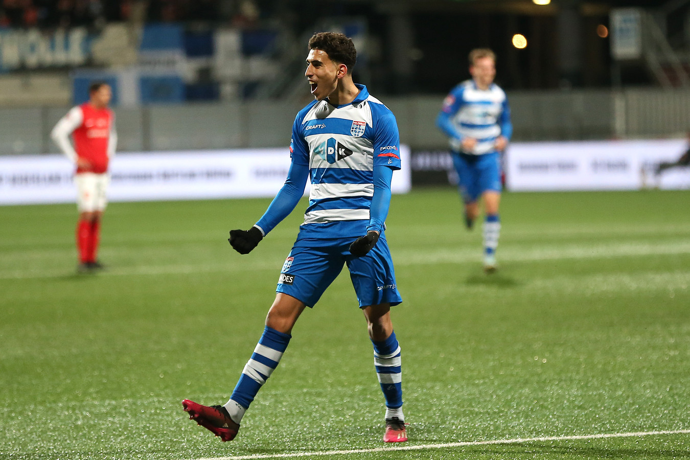 Younes Taha keert terug in basis bij PEC Zwolle tegen NAC Breda ...