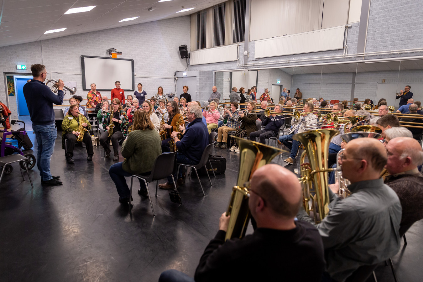 Het plezier van samen muziek maken met het Nei Talent Orkest | Foto | ed.nl