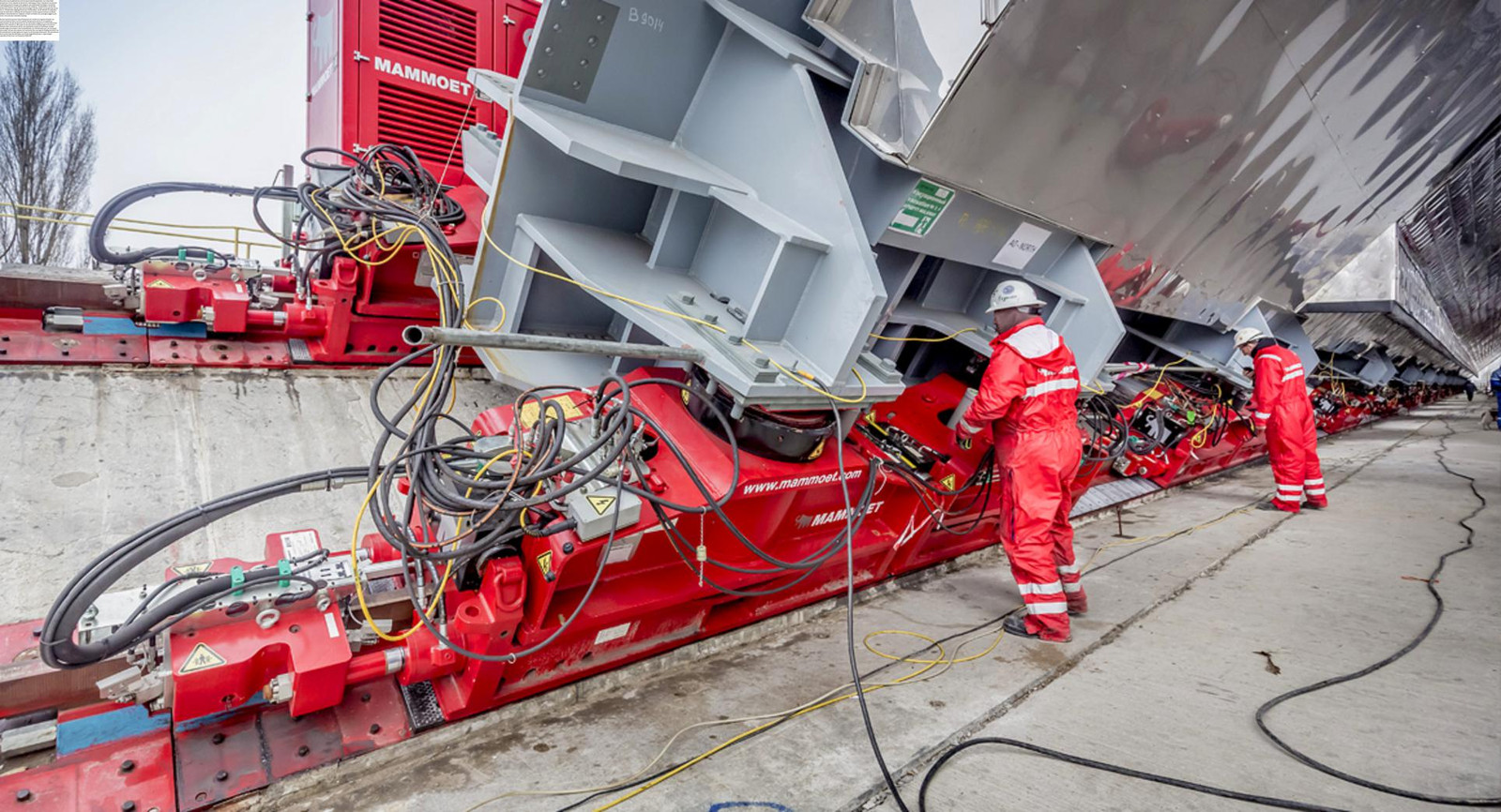 Europese onderscheidingen voor hijsbedrijf Mammoet | Foto | AD.nl