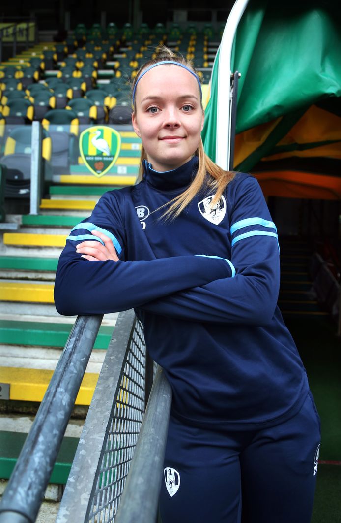 Verdedigster Amber Verspaget bijna terug na zware blessure | Den Haag ...