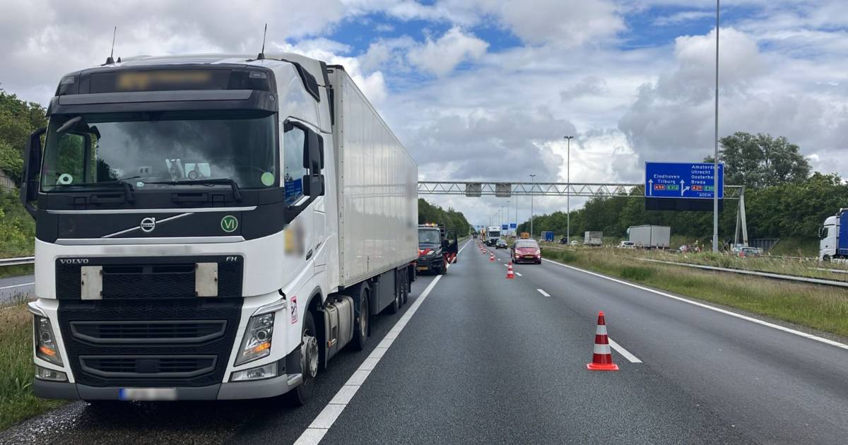 Vrachtwagen met pech zorgt voor vertraging op A58 richting Breda | Breda | AD.nl
