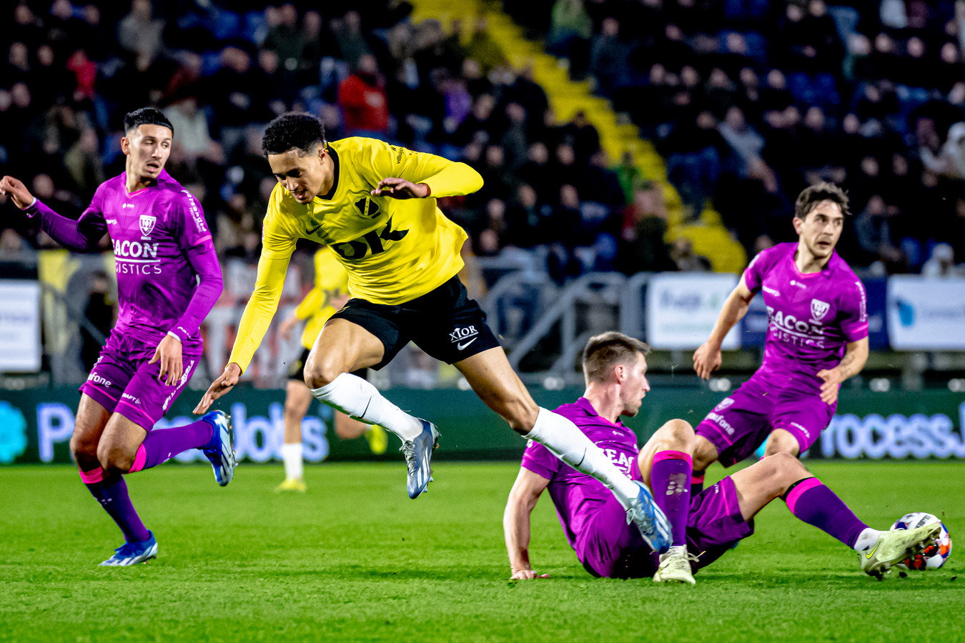 NAC verrast door blessure Omgba en gebrek aan zelfbeheersing leidt tot ...
