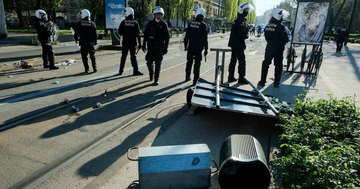 Rellen in Anderlecht nadat 19-jarige sterft na aanrijding door ...
