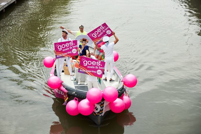 ‘Het hoeft niet in blote kont’; waarom Roze Zaterdag voor iedereen een ...