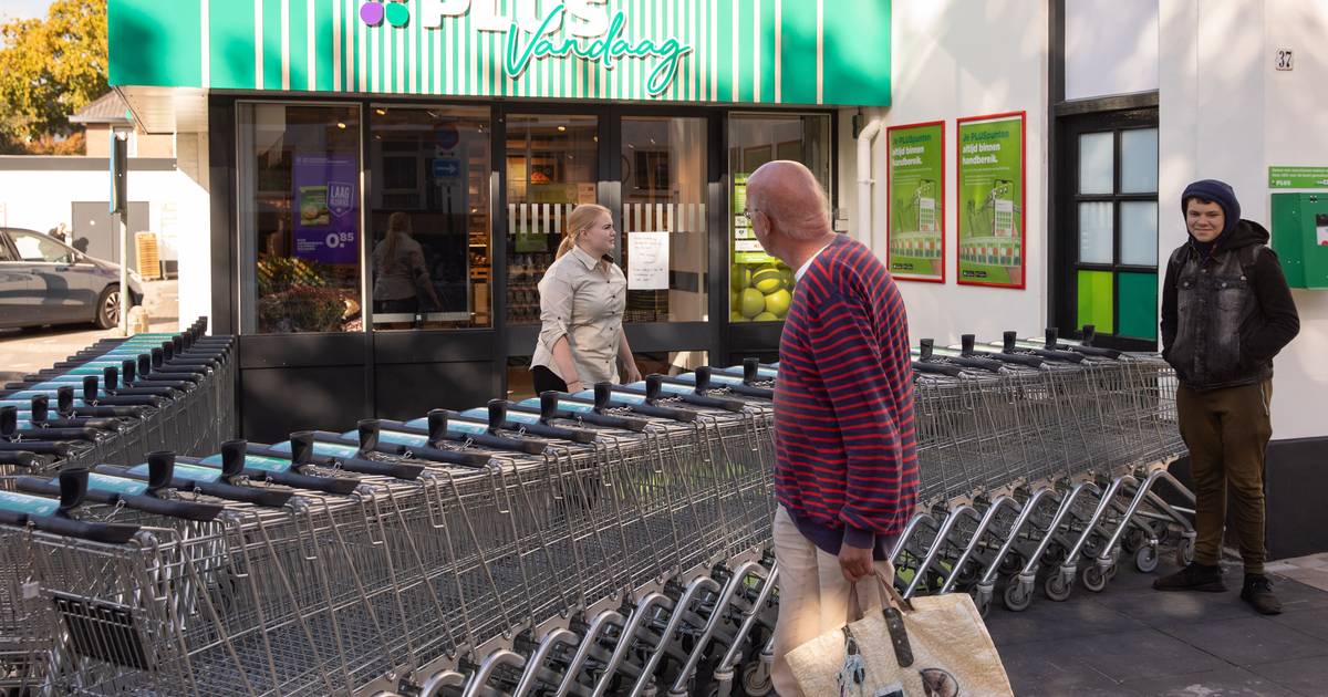 Plus-supermarkt in Baarn moet dag na opening alweer dicht: ‘Alle ...