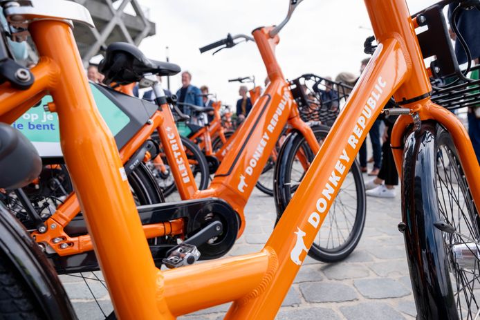 Deelfietsen op zes locaties in Putte: “Zo kunnen we onze verschillende ...